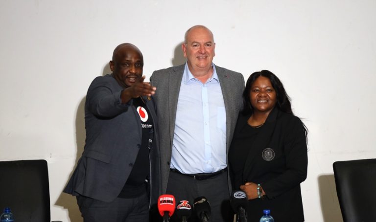 Orlando Pirates and Kaizer Chiefs introduce new ticketing system – WAYA-MAG